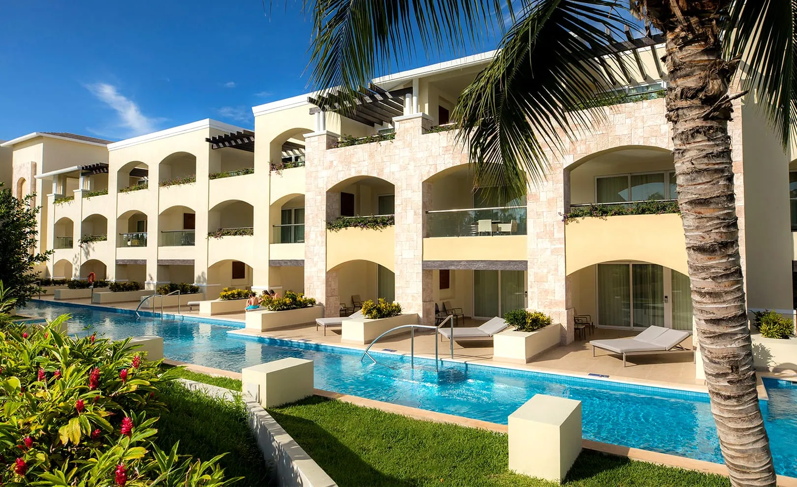 Grand Suite Swim-Up | Moon Palace The Grand